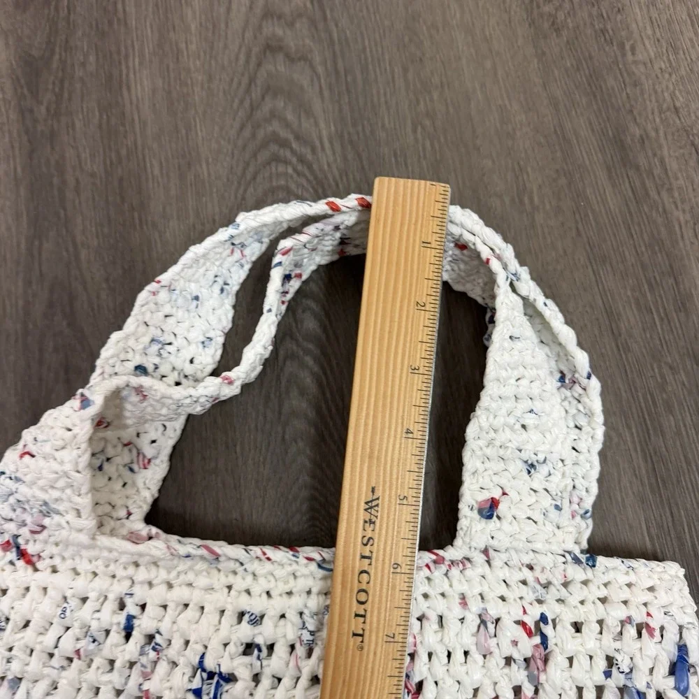 The Unbranded Brand | Bags | Hand Crocheted Recycled Plastic Tote Bag ...